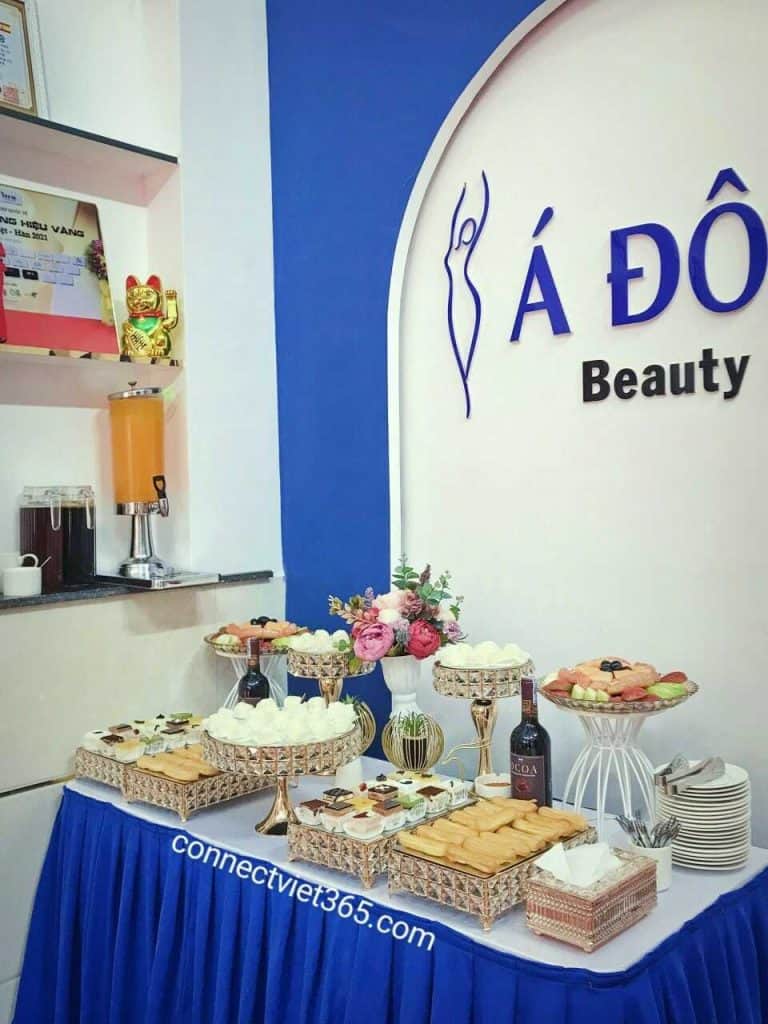 Báo Giá Tiệc Teabreak - Giá Các Loại Bánh Mặn, Bánh Ngọt - Connect Việt